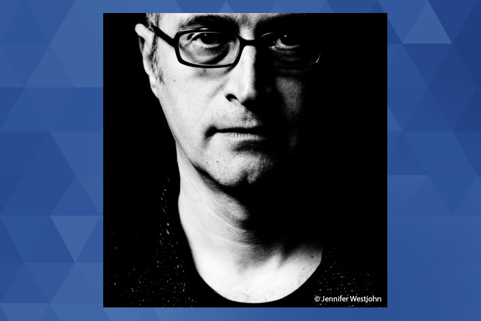 Portrait : Eric MICHEL (1986) - Artiste Multimédia