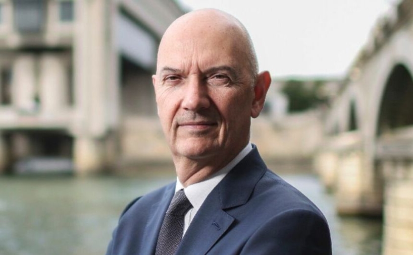 Roland LESCURE (1992) appointed Minister for the Economy, Finance and ...